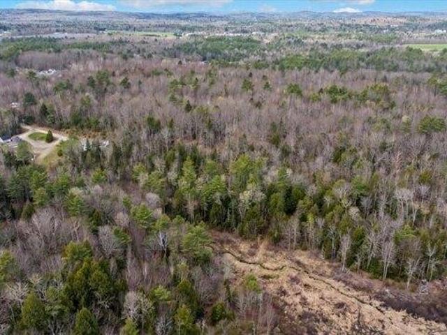 land Monmouth ME ES104374007