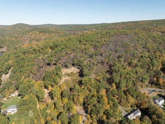 land Monson MA ES104788126