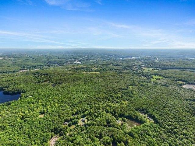 land Montville CT DS102727566
