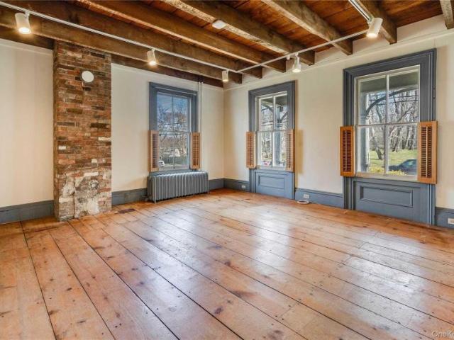 land NY NY DS102018878