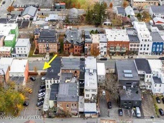 land NY NY ES102245260