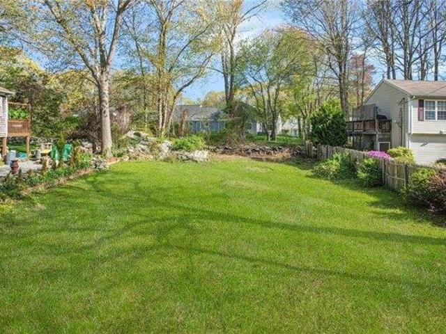 land Narragansett RI DS102828347