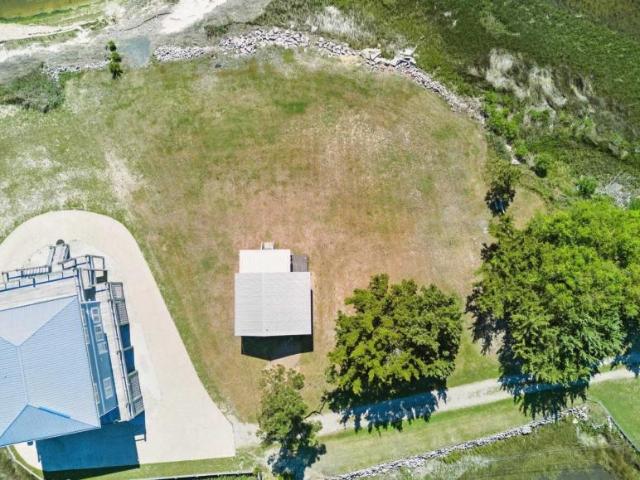 land NC NC DLS101341367