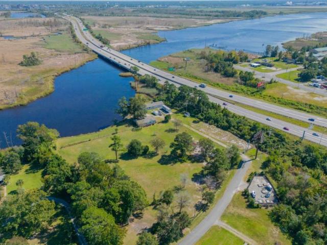 land NC NC DLS101367580