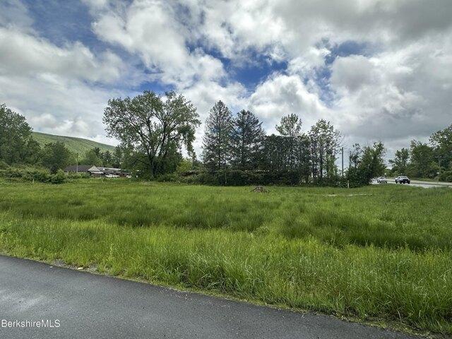land North Adams MA DS103774527