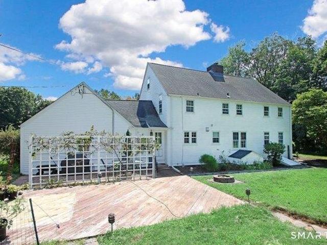 land North Haven CT ES104835404