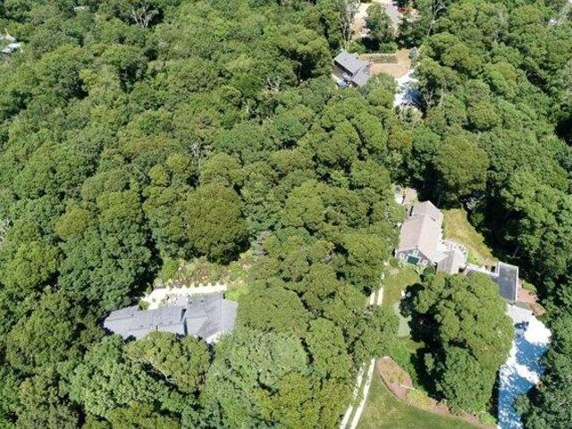 land Orleans MA ES105116094