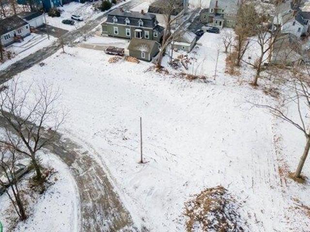 land Athol MA DS102961491