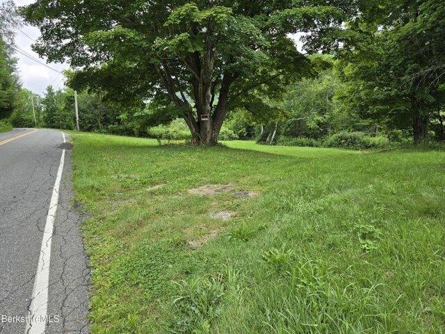 land Adams MA DS102157448