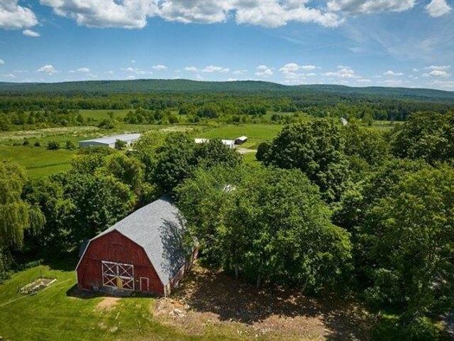 land Amherst MA ES103851153