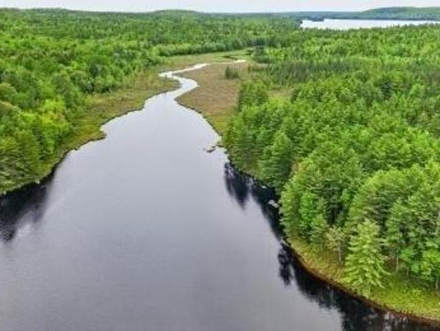 land Bucksport ME DS103432604