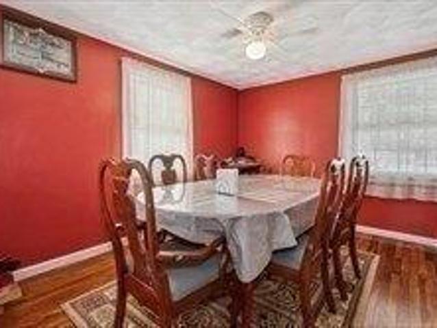 land Burlington MA ES103709931