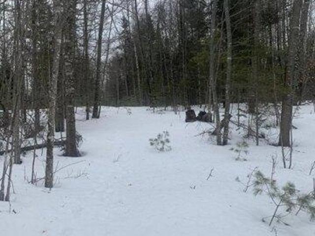 land Burlington ME ES105193151
