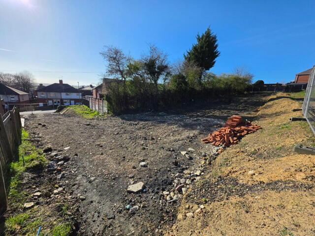 Land Barnsley Barnsley 100425977