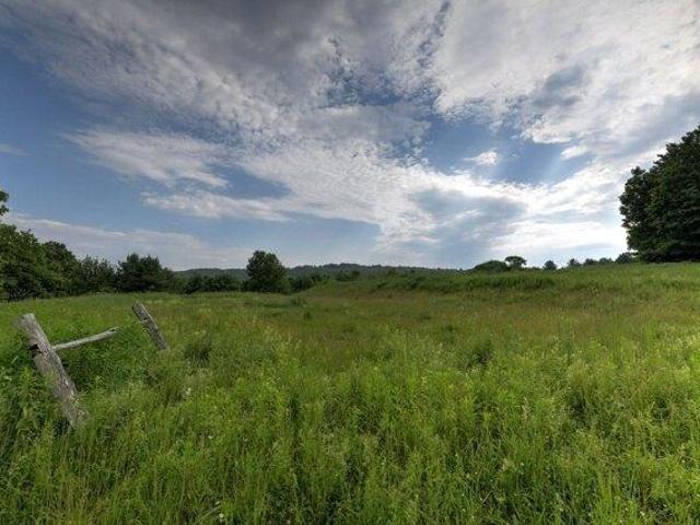 land Barre VT DS103100814