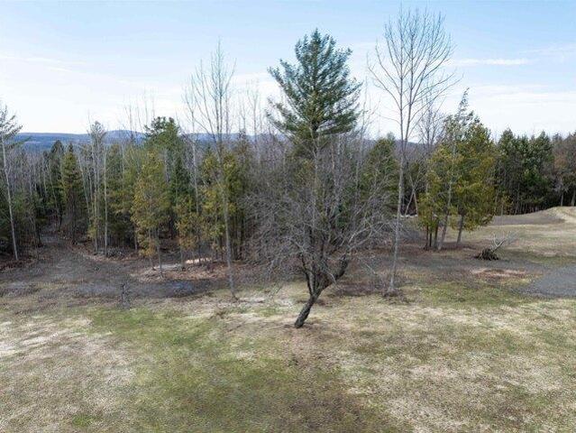 land Barre VT ES104375968