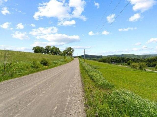 land Barre VT ES104480614
