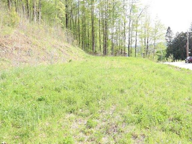 land Barre VT ES104609182