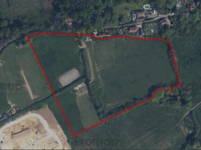 Land Battle East Sussex 98612561