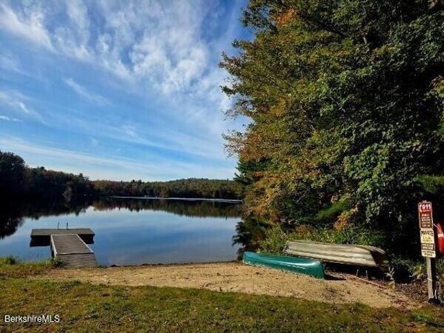 land Becket MA DLS102284103