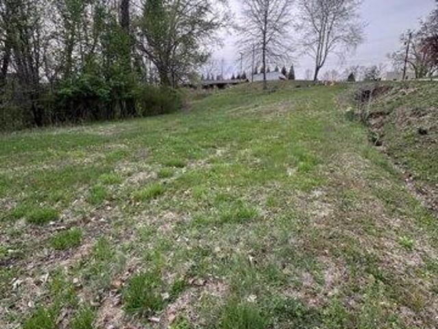 land Beattyville KY DS89416742