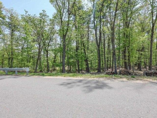 land Bedford NH ES103189167