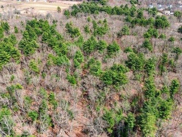 land Bellingham MA ES105080831