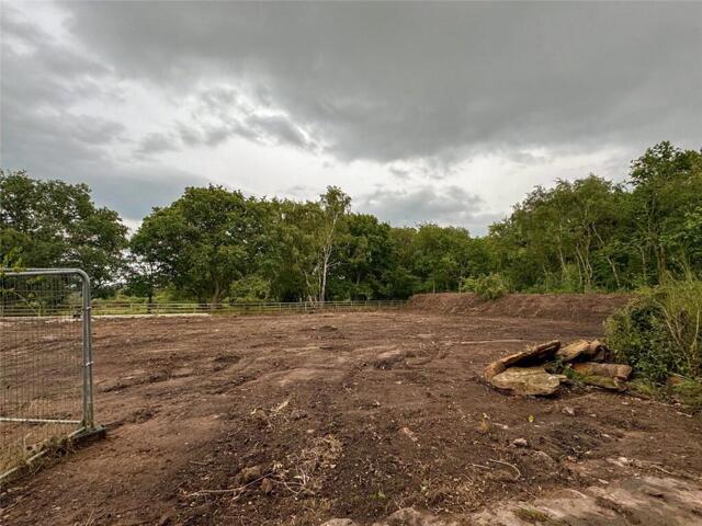 Land Birkenhead Merseyside 99130268