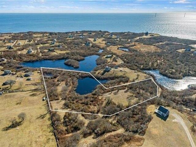 land Block Island RI DS101857192
