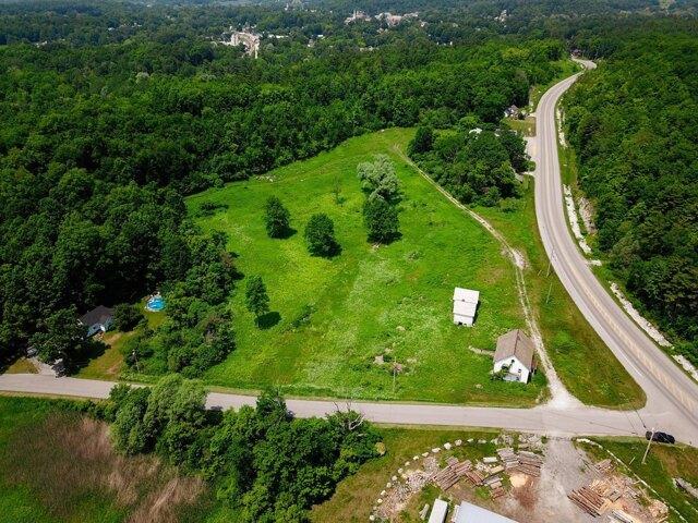 land Brandon VT DLS103098014
