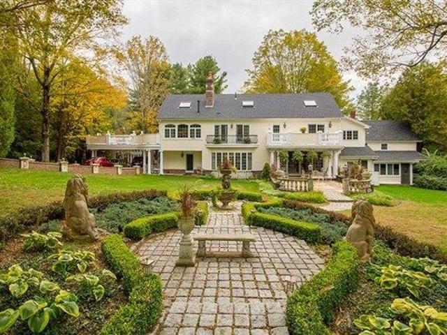 land Brimfield MA ES105174028