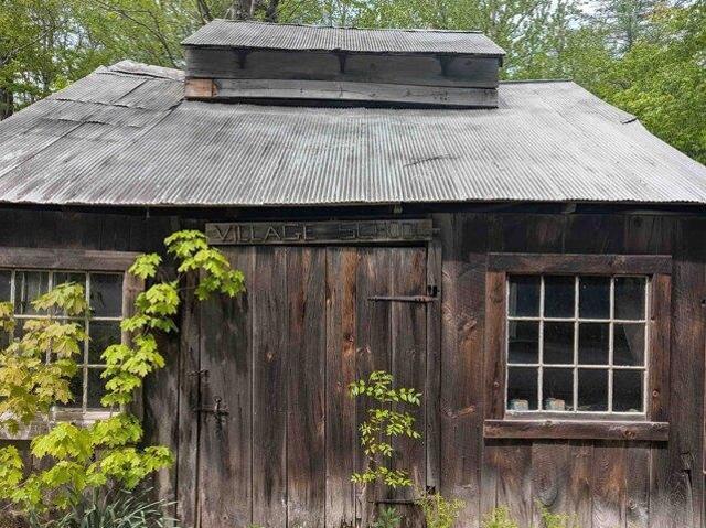 land Bristol NH DS103128601