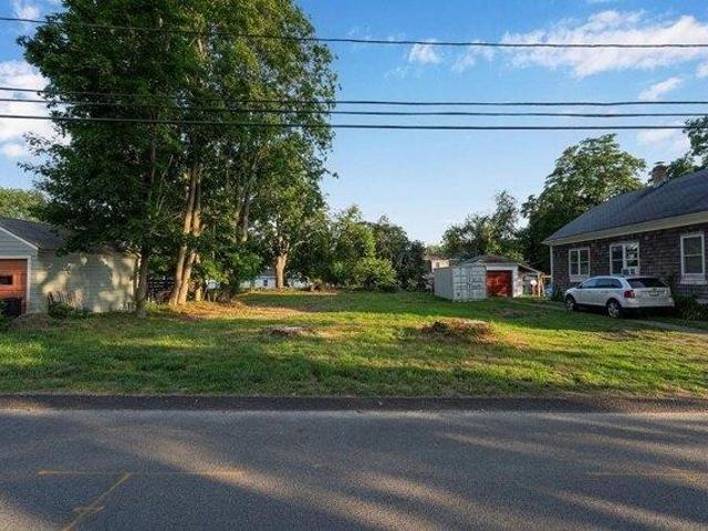 land Bristol RI DS104477687