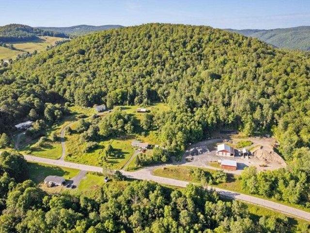 land Brookfield VT DS102257104