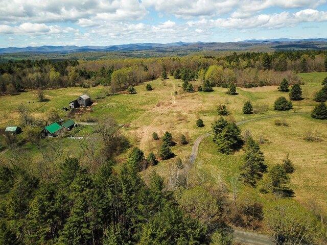 land Brookfield VT ES103436082