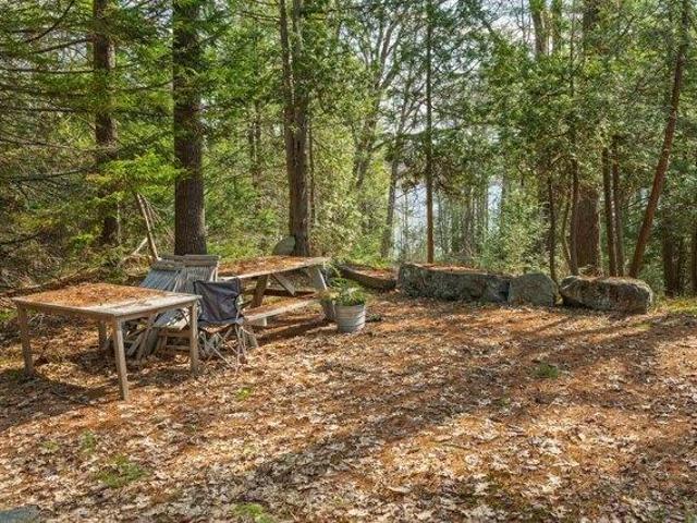 land Brunswick ME DS102584432
