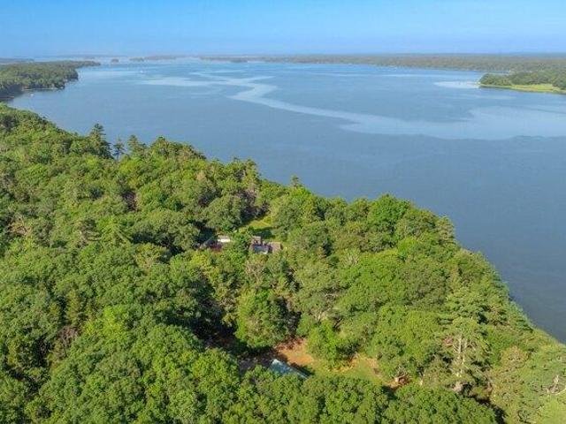 land Brunswick ME ES104543065