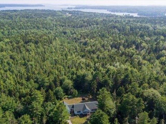 land Cushing ME DS101999757