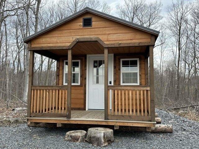 land Castleton VT ES103499996