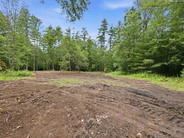 land Center Harbor NH ES105204252