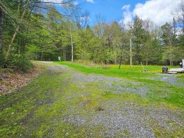 land Chester VT DS102478851