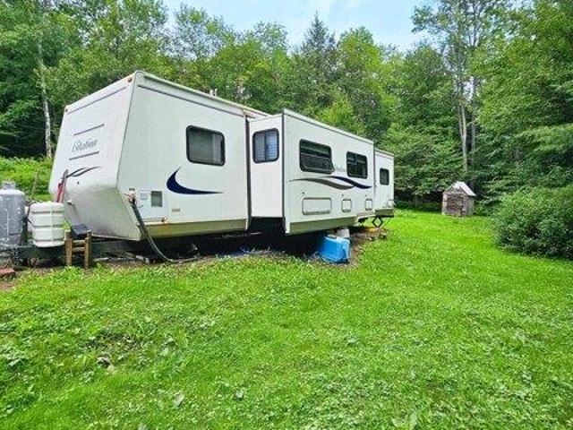 land Chester VT ES105173230