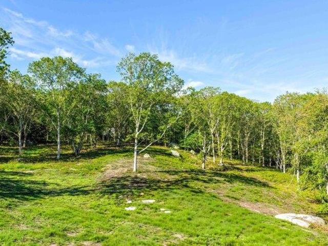 land Chilmark MA ES104652973