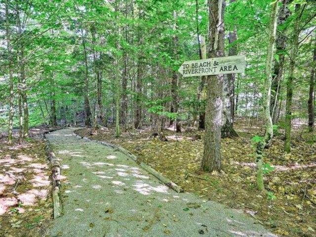 land Conway NH ES105160801