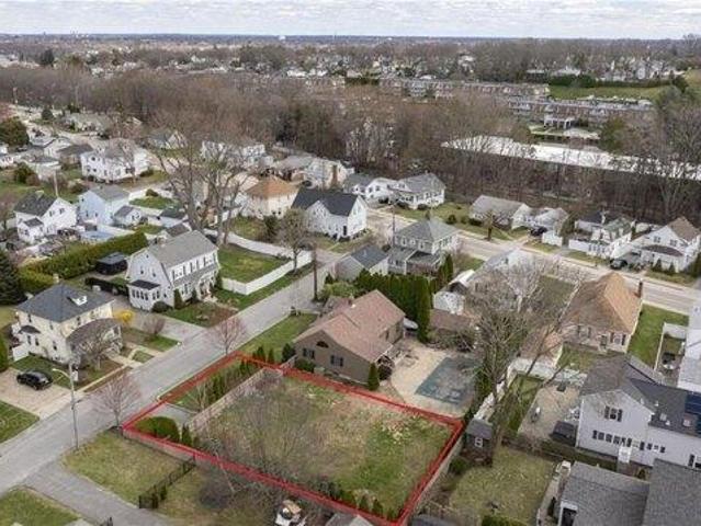 land Cranston RI DLS102061422