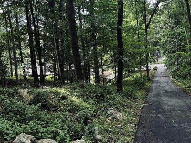 land Danbury CT ES104444522