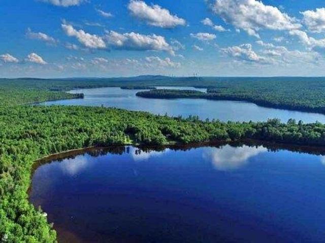 land Danforth ME ES104835102