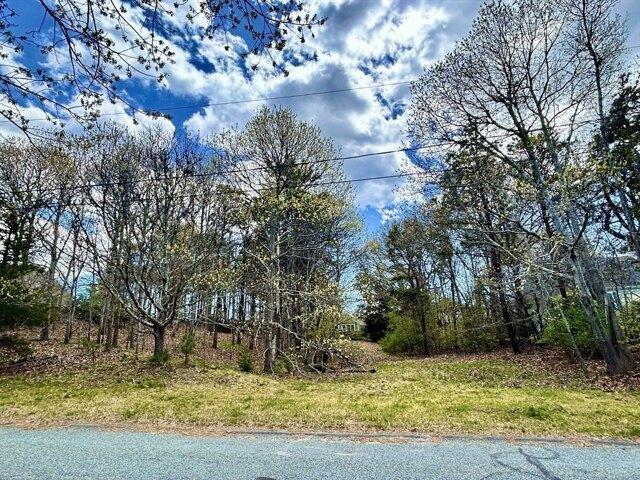 land Dennis MA DS102314646