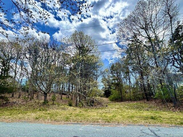 land East Dennis MA DS102561545