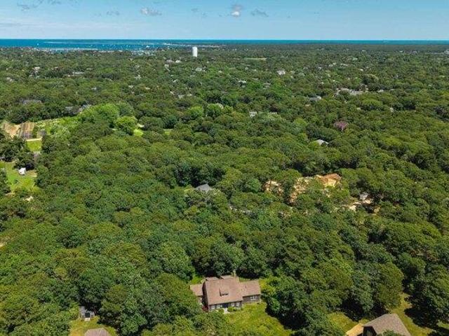 land Edgartown MA ES104869524